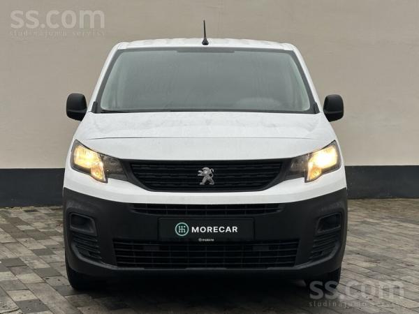 Белый Пежо Partner 2021 в Рига, объемом двигателя 1.50 л и пробегом 172 тыс. км за 8550 €, фото 2 на AUTOMOTO.COM.LV