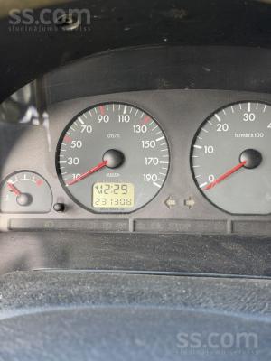 White Peugeot Partner 2002 in Ludza, with an engine capacity of 1.40 L and mileage of 231 thousand km for 400 €, photo 7 on AUTOMOTO.COM.LV