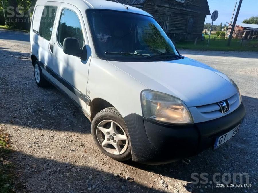 Balts Peugeot Partner 2007 Limbaži, ar dzinēja tilpumu 1.60 L un nobraukumu 449 tūkst. km par 700 €, foto 8 vietnē AUTOMOTO.COM.LV
