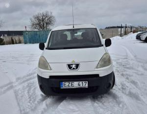 White Peugeot Partner 2009 in Kaunas, with an engine capacity of 1.56 L and mileage of 327 thousand km for 1500 €, photo  on AUTOMOTO.COM.LV