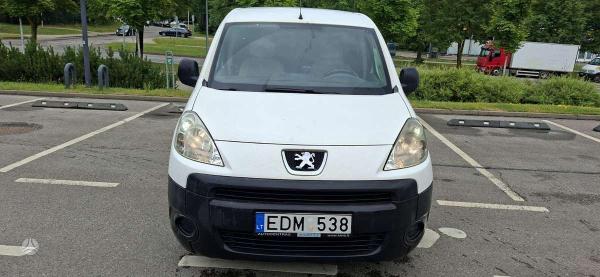 Balts Peugeot Partner 2009 Viļņa, ar dzinēja tilpumu 1.60 L un nobraukumu 338 tūkst. km par 500 €, foto 2 vietnē AUTOMOTO.COM.LV