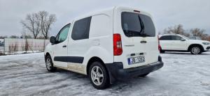 White Peugeot Partner 2010 in Riga, with an engine capacity of 1.60 L and mileage of 243 thousand km for 1950 €, photo 22 on AUTOMOTO.COM.LV