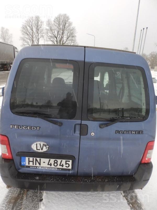 Белый Пежо Partner 2010 в Рига, объемом двигателя 1.40 л и пробегом 311 тыс. км за 350 €, фото 6 на AUTOMOTO.COM.LV