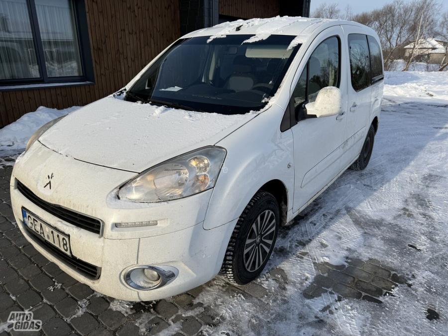 Balts Peugeot Partner 2012 Klaipėda, ar dzinēja tilpumu 1.60 L un nobraukumu 154 tūkst. km par 3100 €, foto 2 vietnē AUTOMOTO.COM.LV