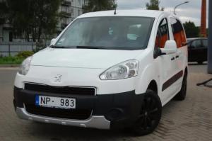 Белый Пежо Partner 2012 в Екабпилс, объемом двигателя 1.60 л и пробегом 284 тыс. км за 4600 €, фото  на AUTOMOTO.COM.LV
