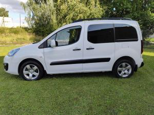 Balts Peugeot Partner 2012 Pakruojis, ar dzinēja tilpumu 1.60 L un nobraukumu 188 tūkst. km par 4450 €, foto 12 vietnē AUTOMOTO.COM.LV