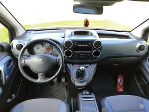 Balts Peugeot Partner 2012 Pakruojis, ar dzinēja tilpumu 1.60 L un nobraukumu 188 tūkst. km par 4450 €, foto 19 vietnē AUTOMOTO.COM.LV