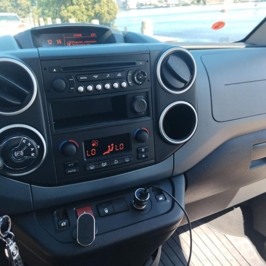 Balts Peugeot Partner 2014 Rīga, ar dzinēja tilpumu 1.50 L un nobraukumu 245 tūkst. km par 5500 €, foto 8 vietnē AUTOMOTO.COM.LV