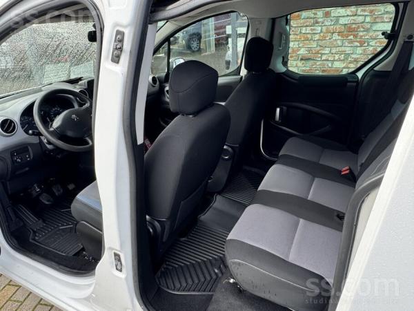 Balts Peugeot Partner 2015 Talsi, ar dzinēja tilpumu 1.60 L un nobraukumu 227 tūkst. km par 5000 €, foto 9 vietnē AUTOMOTO.COM.LV