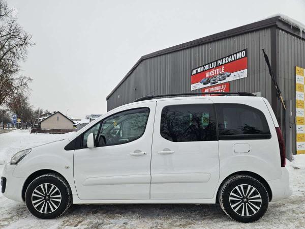 White Peugeot Partner 2016 in Siauliai, with an engine capacity of 1.60 L and mileage of 206 thousand km for 5950 €, photo 6 on AUTOMOTO.COM.LV