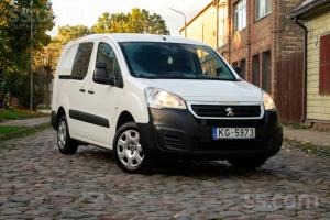 Balts Peugeot Partner 2016 Jelgava, ar dzinēja tilpumu 1.60 L un nobraukumu 340 tūkst. km par 4500 €, foto  vietnē AUTOMOTO.COM.LV