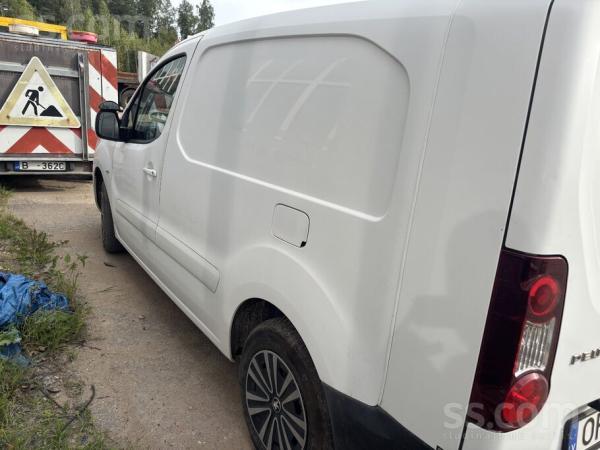 Balts Peugeot Partner 2018 Jēkabpils, ar dzinēja tilpumu 1.60 L un nobraukumu 138 tūkst. km par 6000 €, foto 3 vietnē AUTOMOTO.COM.LV