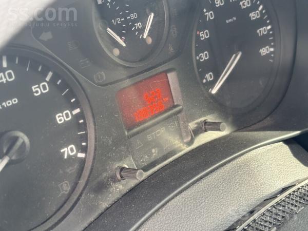 Balts Peugeot Partner 2018 Jēkabpils, ar dzinēja tilpumu 1.60 L un nobraukumu 138 tūkst. km par 6000 €, foto 5 vietnē AUTOMOTO.COM.LV