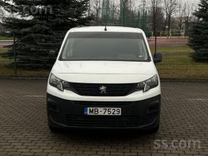 Balts Peugeot Partner 2019 Rīga, ar dzinēja tilpumu 1.50 L un nobraukumu 195 tūkst. km par 6900 €, foto 2 vietnē AUTOMOTO.COM.LV