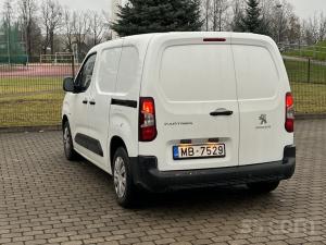 Balts Peugeot Partner 2019 Rīga, ar dzinēja tilpumu 1.50 L un nobraukumu 195 tūkst. km par 6900 €, foto 4 vietnē AUTOMOTO.COM.LV