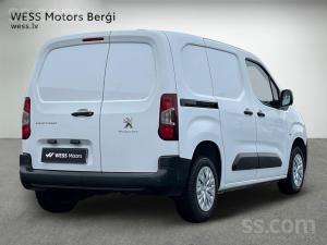 Balts Peugeot Partner 2019 Rīga, ar dzinēja tilpumu 1.50 L un nobraukumu 192 tūkst. km par 8500 €, foto 2 vietnē AUTOMOTO.COM.LV