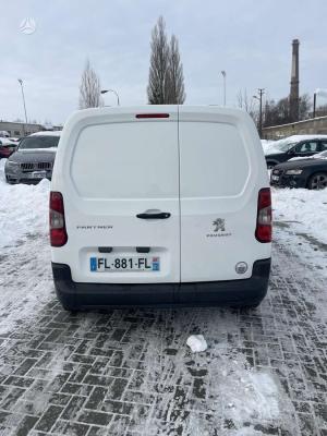 Balts Peugeot Partner 2019 Tauragė, ar dzinēja tilpumu 1.50 L un nobraukumu 206 tūkst. km par 6400 €, foto 5 vietnē AUTOMOTO.COM.LV