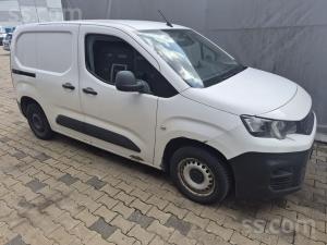 Balts Peugeot Partner 2019 Rīga, ar dzinēja tilpumu 1.60 L un nobraukumu 290 tūkst. km par 5600 €, foto 4 vietnē AUTOMOTO.COM.LV