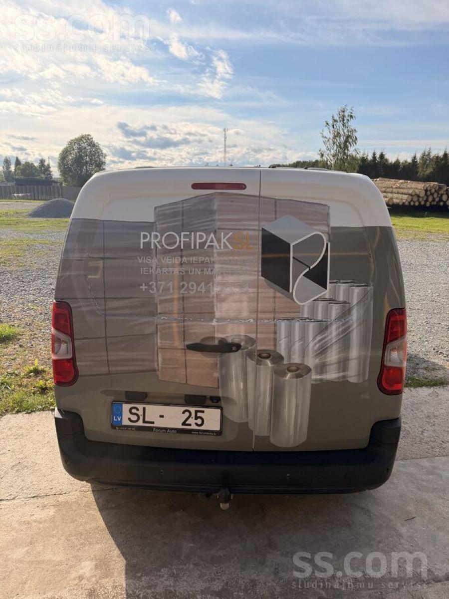 Balts Peugeot Partner 2019 Rīga, ar dzinēja tilpumu 1.60 L un nobraukumu 190 tūkst. km par 6200 €, foto 8 vietnē AUTOMOTO.COM.LV