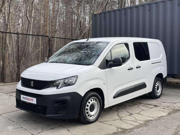 White Peugeot Partner 2020 in Vilnius, with an engine capacity of 1.50 L and mileage of 196 thousand km for 6900 €, photo 1 on AUTOMOTO.COM.LV