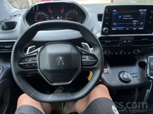 Белый Пежо Partner 2020 в Рига, объемом двигателя 1.50 л и пробегом 133 тыс. км за 11000 €, фото 5 на AUTOMOTO.COM.LV
