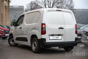 Balts Peugeot Partner 2021 Rīga, ar dzinēja tilpumu 1.50 L un nobraukumu 91 tūkst. km par 10990 €, foto 4 vietnē AUTOMOTO.COM.LV