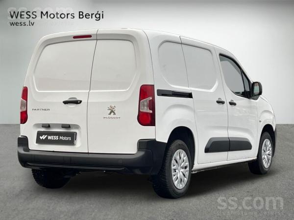 Balts Peugeot Partner 2021 Rīga, ar dzinēja tilpumu 1.50 L un nobraukumu 225 tūkst. km par 6900 €, foto 2 vietnē AUTOMOTO.COM.LV