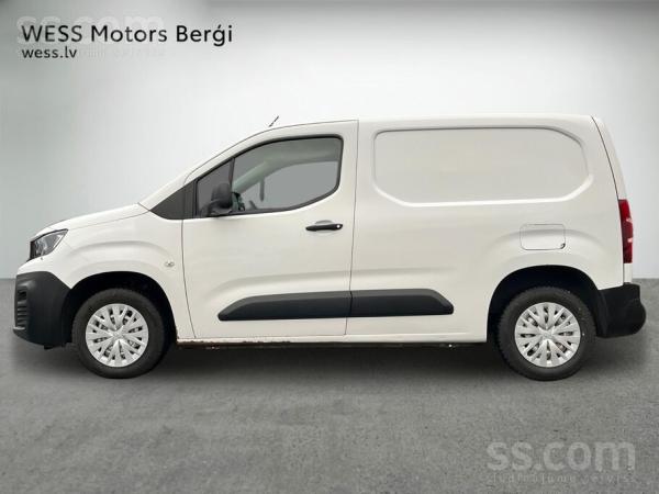 Balts Peugeot Partner 2021 Rīga, ar dzinēja tilpumu 1.50 L un nobraukumu 225 tūkst. km par 6900 €, foto 3 vietnē AUTOMOTO.COM.LV