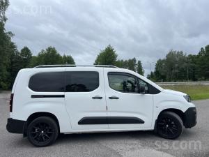 Balts Peugeot Partner 2021 Rīga, ar dzinēja tilpumu 1.50 L un nobraukumu 87 tūkst. km par 12500 €, foto 4 vietnē AUTOMOTO.COM.LV