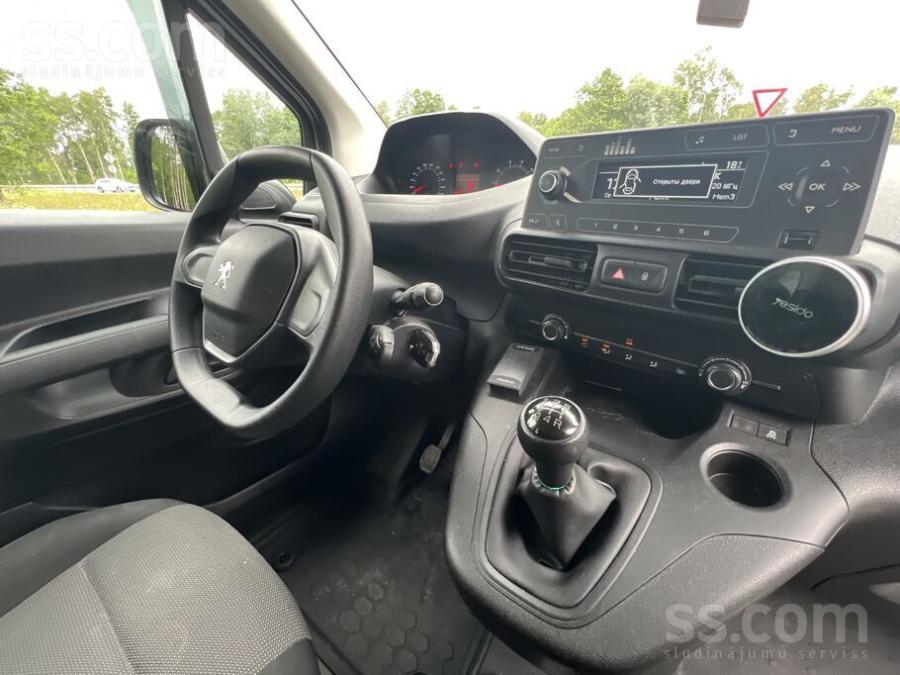 Balts Peugeot Partner 2021 Rīga, ar dzinēja tilpumu 1.50 L un nobraukumu 87 tūkst. km par 12500 €, foto 7 vietnē AUTOMOTO.COM.LV