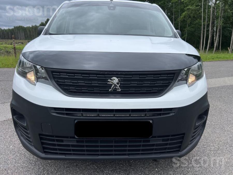 Balts Peugeot Partner 2021 Rīga, ar dzinēja tilpumu 1.50 L un nobraukumu 87 tūkst. km par 12500 €, foto 13 vietnē AUTOMOTO.COM.LV