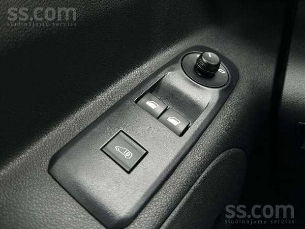 Balts Peugeot Partner 2021 Rīga, ar dzinēja tilpumu 1.50 L un nobraukumu 172 tūkst. km par 7550 €, foto 10 vietnē AUTOMOTO.COM.LV