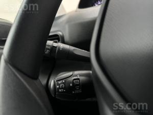White Peugeot Partner 2021 in Riga, with an engine capacity of 1.50 L and mileage of 172 thousand km for 7550 €, photo 11 on AUTOMOTO.COM.LV