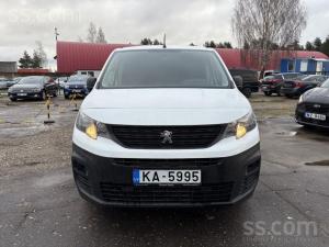 Белый Пежо Partner 2021 в Рига, объемом двигателя 1.50 л и пробегом 126 тыс. км за 9000 €, фото 13 на AUTOMOTO.COM.LV