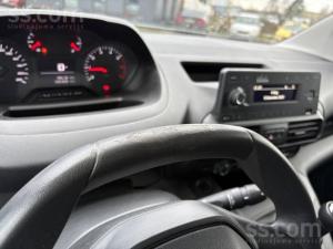 Белый Пежо Partner 2021 в Рига, объемом двигателя 1.50 л и пробегом 126 тыс. км за 9000 €, фото 25 на AUTOMOTO.COM.LV