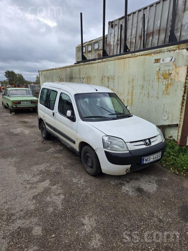 Balts Peugeot Partner 2006 Daugavpils, ar dzinēja tilpumu 1.40 L un nobraukumu 0 tūkst. km par 400 €, foto 1 vietnē AUTOMOTO.COM.LV