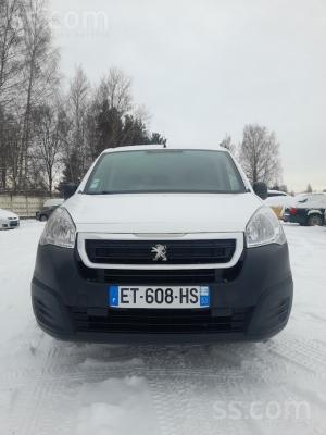 Balts Peugeot Partner 2018 Rīga, ar dzinēja tilpumu 0.00 L un nobraukumu 100 tūkst. km par 6500 €, foto 3 vietnē AUTOMOTO.COM.LV