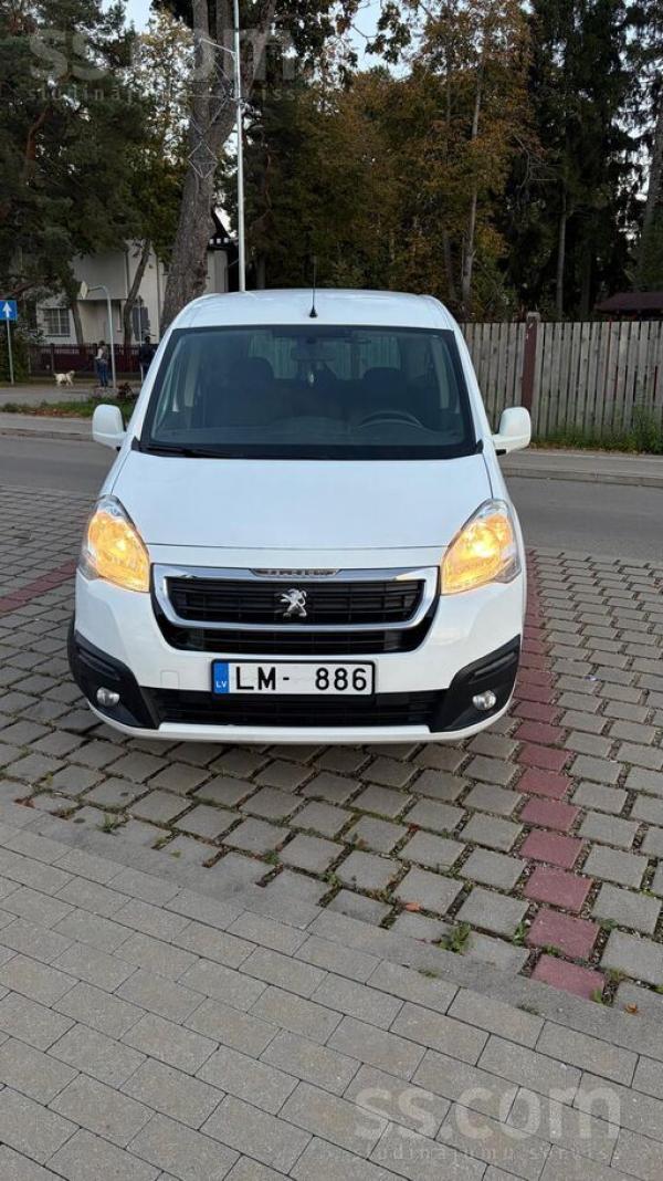 Balts Peugeot Partner 2018 Jūrmala, ar dzinēja tilpumu 1.50 L un nobraukumu 183 tūkst. km par 5150 €, foto 6 vietnē AUTOMOTO.COM.LV