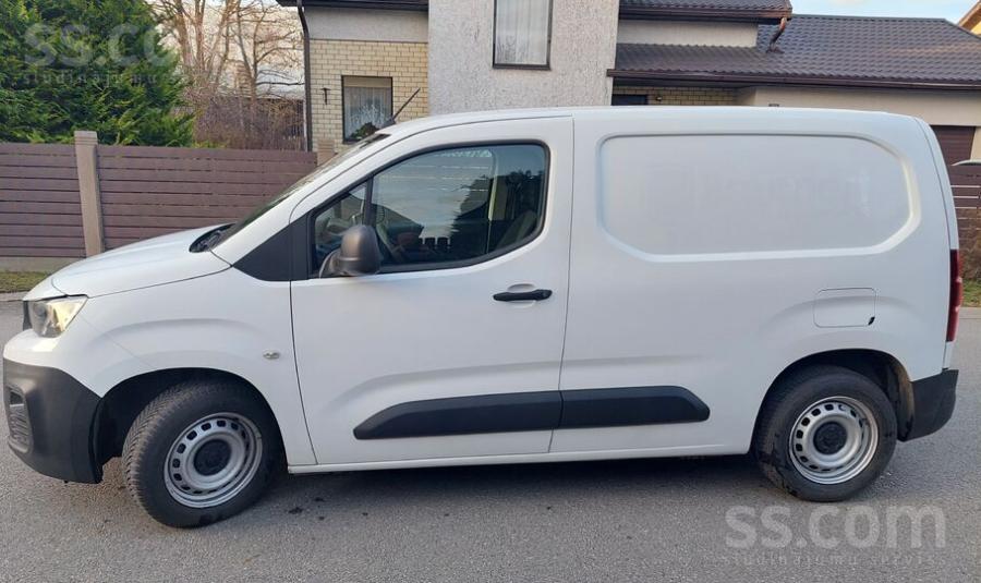 White Peugeot Partner 2020 in Riga, with an engine capacity of 1.50 L and mileage of 0 thousand km for 7985 €, photo 10 on AUTOMOTO.COM.LV