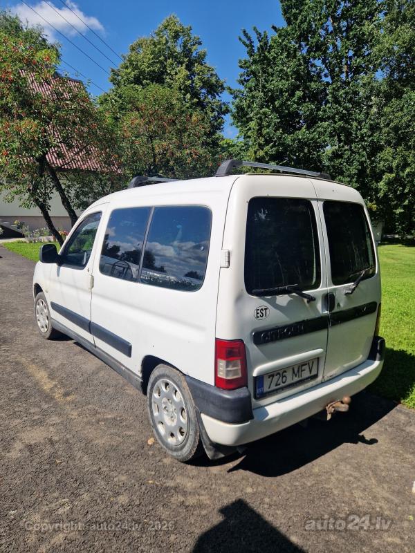 Balts Peugeot Partner 2006 Tallina, ar dzinēja tilpumu 1.60 L un nobraukumu 423 tūkst. km par 500 €, foto 3 vietnē AUTOMOTO.COM.LV