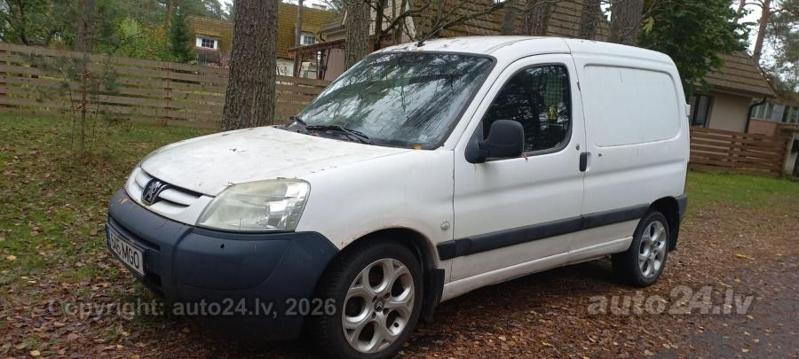 Balts Peugeot Partner 2006 Tallina, ar dzinēja tilpumu 1.40 L un nobraukumu 0 tūkst. km par 690 €, foto 3 vietnē AUTOMOTO.COM.LV