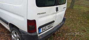 Balts Peugeot Partner 2006 Tallina, ar dzinēja tilpumu 1.40 L un nobraukumu 0 tūkst. km par 690 €, foto 6 vietnē AUTOMOTO.COM.LV