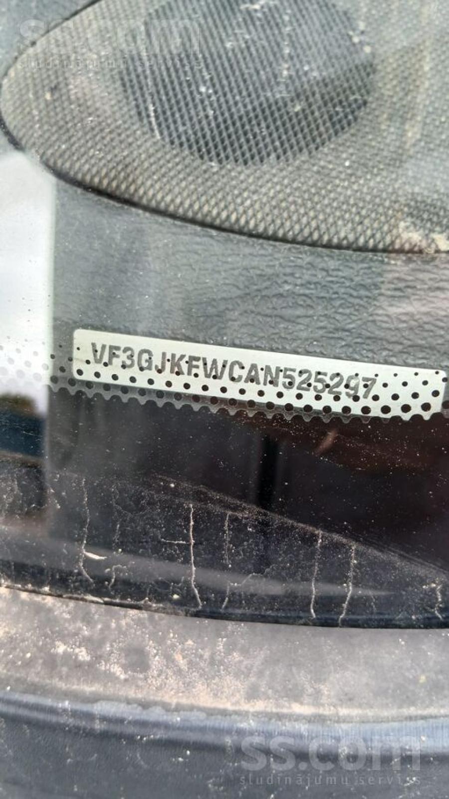 Balts Peugeot Partner 2010 Rīga, ar dzinēja tilpumu 1.60 L un nobraukumu 253 tūkst. km par 350 €, foto 6 vietnē AUTOMOTO.COM.LV