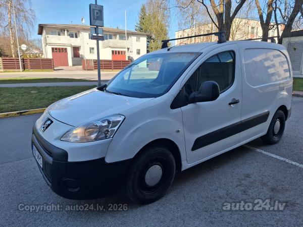 Balts Peugeot Partner 2011 Tallina, ar dzinēja tilpumu 1.60 L un nobraukumu 0 tūkst. km par 1399 €, foto 4 vietnē AUTOMOTO.COM.LV