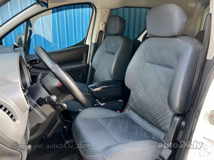 Белый Пежо Partner 2011 в Таллин, объемом двигателя 1.60 л и пробегом 290 тыс. км за 2900 €, фото 16 на AUTOMOTO.COM.LV