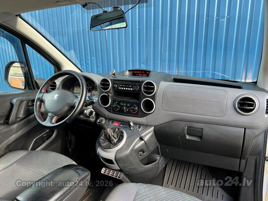 Белый Пежо Partner 2011 в Таллин, объемом двигателя 1.60 л и пробегом 290 тыс. км за 2900 €, фото 18 на AUTOMOTO.COM.LV