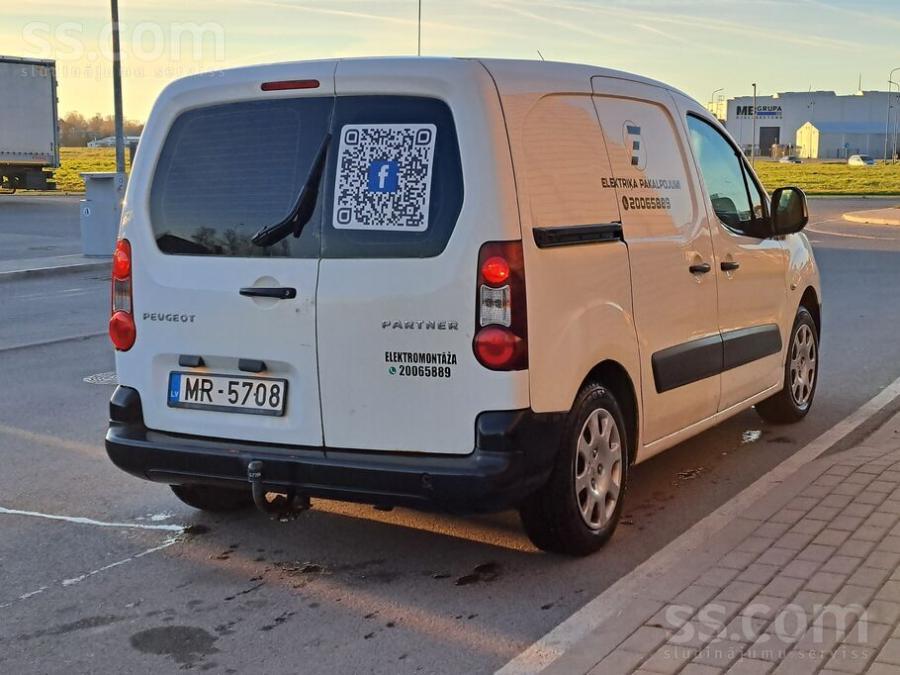 Balts Peugeot Partner 2011 Liepāja, ar dzinēja tilpumu 1.60 L un nobraukumu 326 tūkst. km par 2300 €, foto 4 vietnē AUTOMOTO.COM.LV
