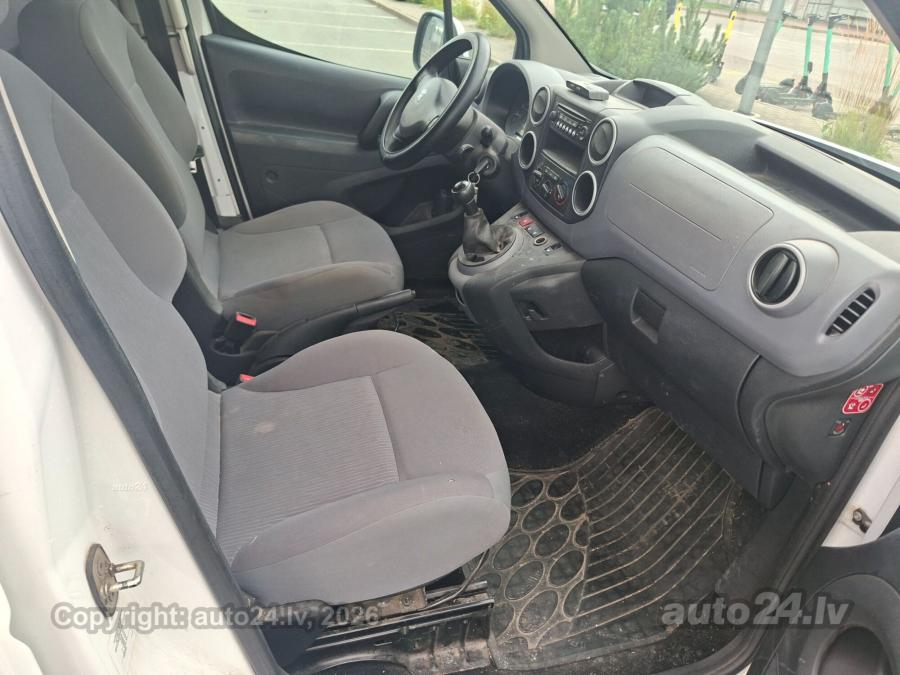 Белый Пежо Partner 2012 в Кейла, объемом двигателя 1.60 л и пробегом 118 тыс. км за 1999 €, фото 12 на AUTOMOTO.COM.LV