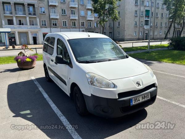 Balts Peugeot Partner 2013 Narva, ar dzinēja tilpumu 1.60 L un nobraukumu 208 tūkst. km par 5700 €, foto 1 vietnē AUTOMOTO.COM.LV