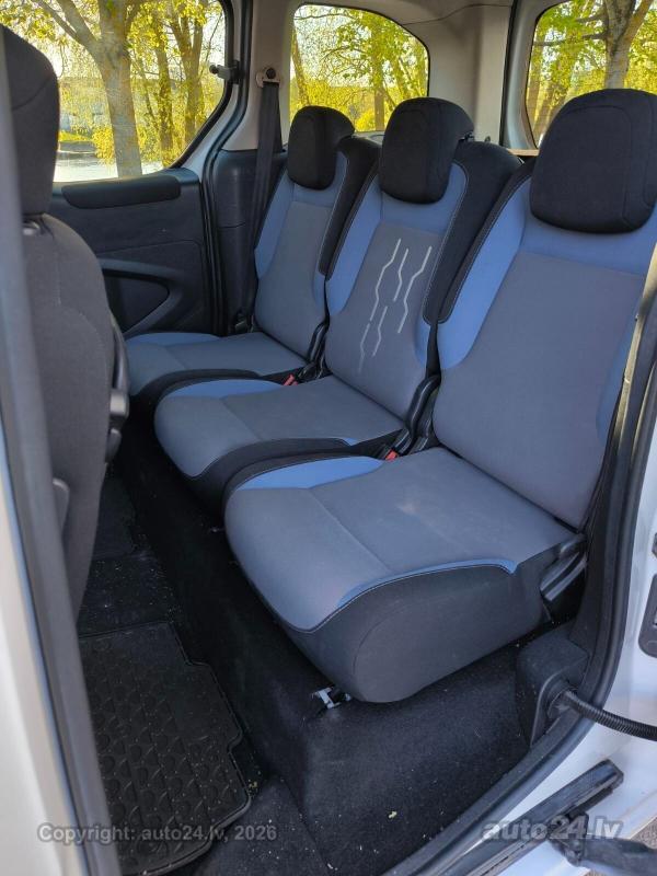 Balts Peugeot Partner 2015 Tartu, ar dzinēja tilpumu 1.60 L un nobraukumu 297 tūkst. km par 5500 €, foto 4 vietnē AUTOMOTO.COM.LV